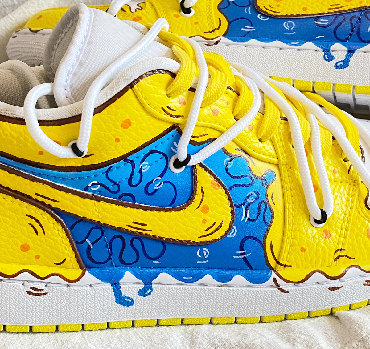 Shop Custom Sneakers | Stylish & Beautiful Shoes | Do It Youself ...